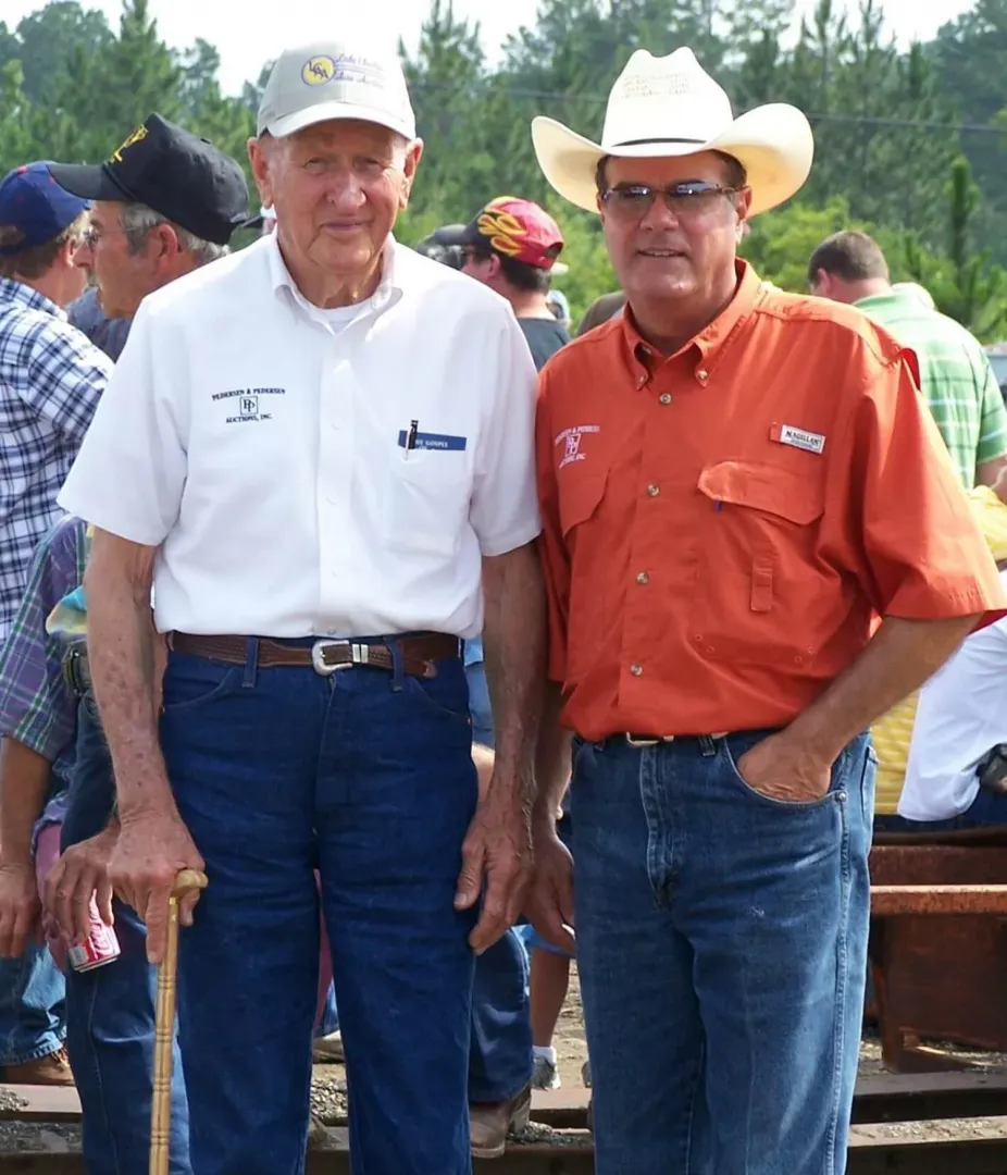 Pedersen & Pedersen Auctions - Home